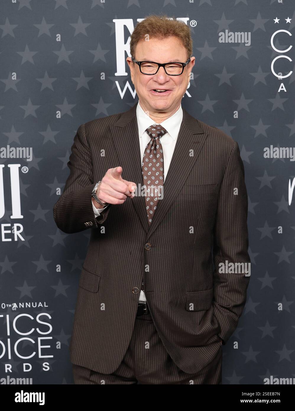 Santa Monica, USA. 08th Feb, 2025. Robert Wuhl attends the 30th Annual ...