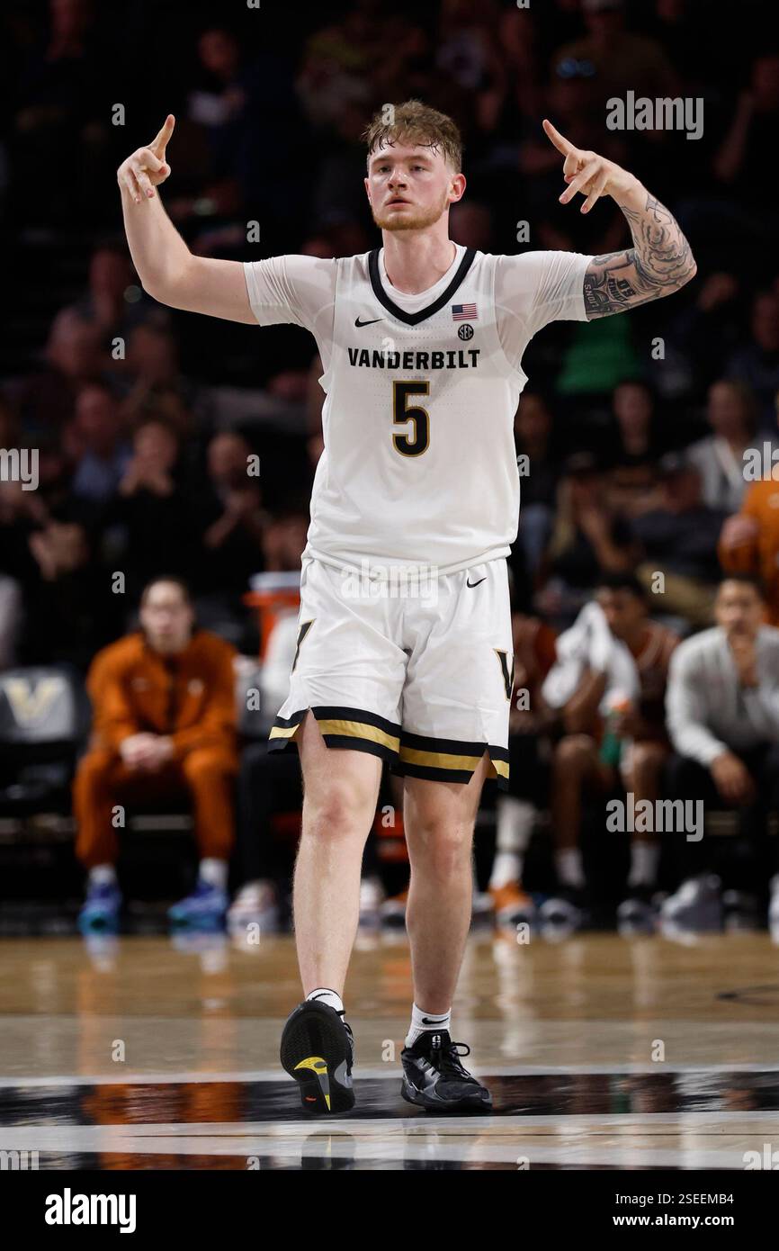 NASHVILLE, TN - FEBRUARY 08:Vanderbilt Commodores guard Tyler Nickel (5 ...