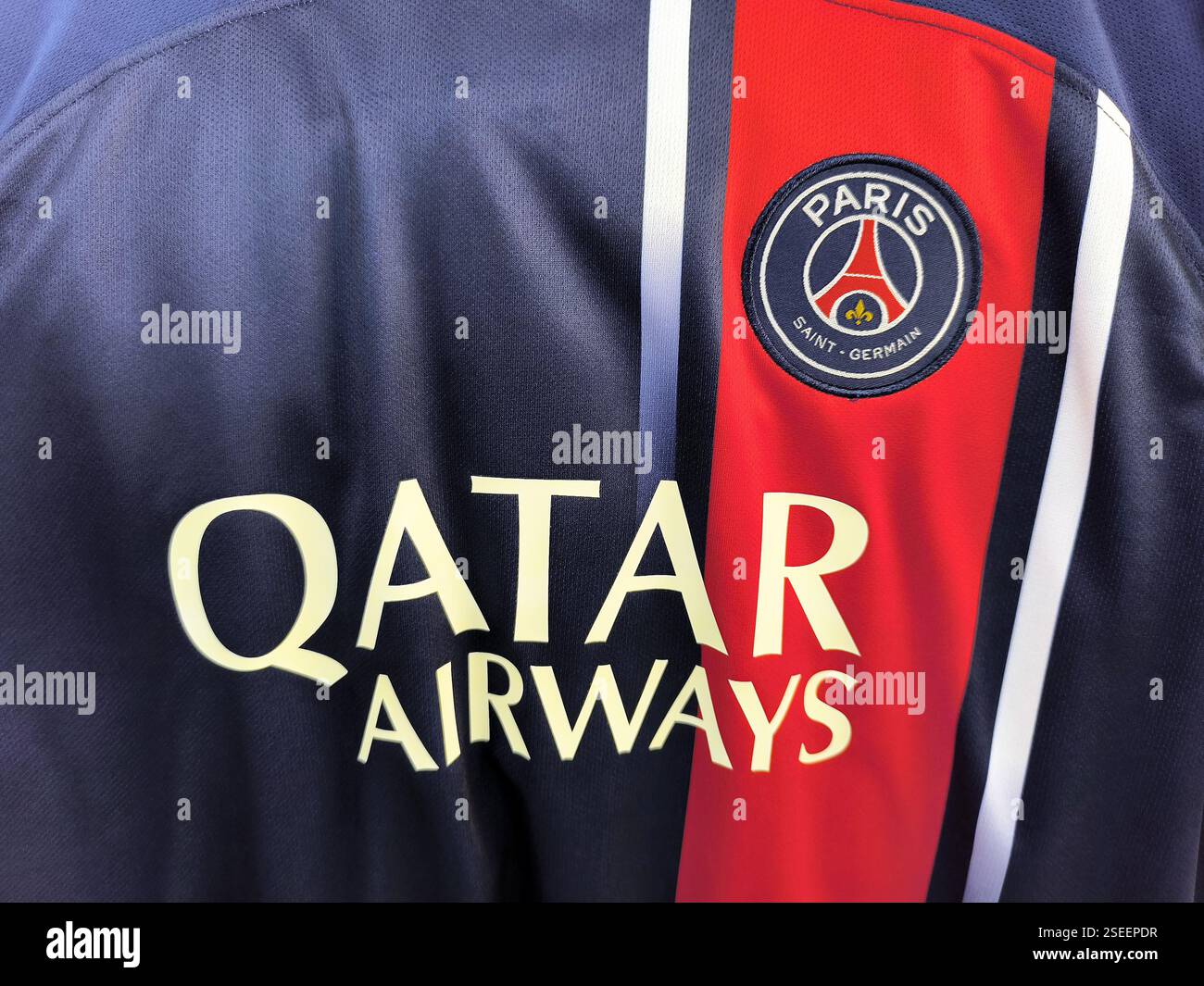 Psg football jersey with qatar airways logo and paris saint-germain ...