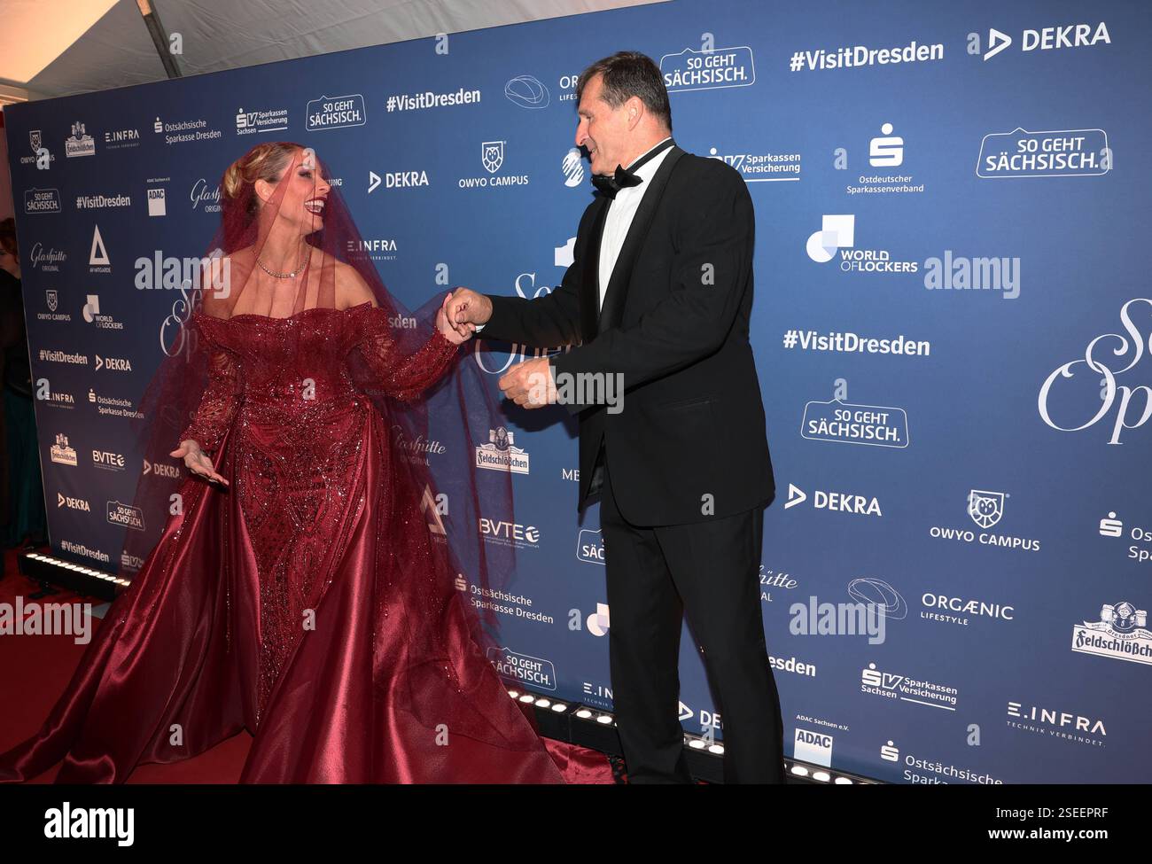 Annika Gassner und Lars Riedel beim 17. SemperOpernball 2025 in der Semper Oper. Dresden, 07.02. ...
