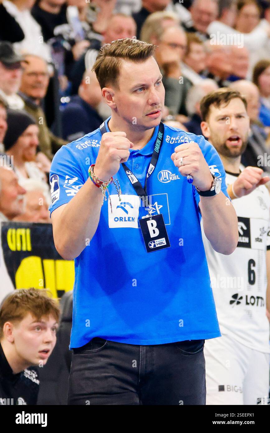 Kiel, Germany. 08th Feb, 2025. Handball: Bundesliga, THW Kiel - SC ...