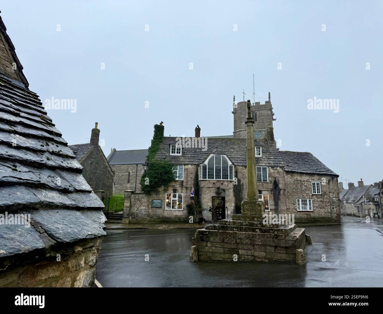 Square english civil war hi-res stock photography and images - Alamy