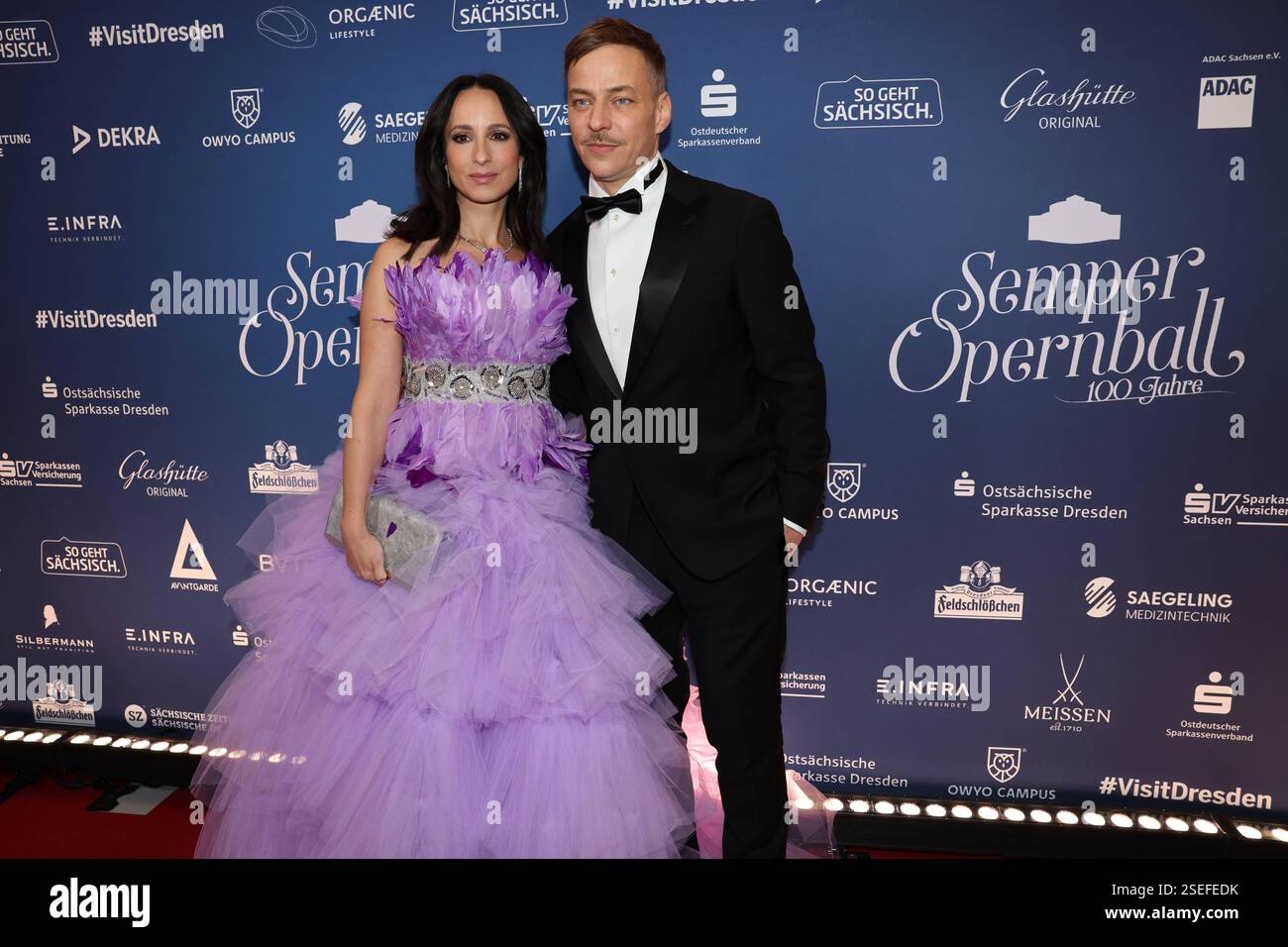Stephanie Stumph und Tom Wlaschiha beim 17. SemperOpernball 2025 in der Semper Oper. Dresden, 07 ...