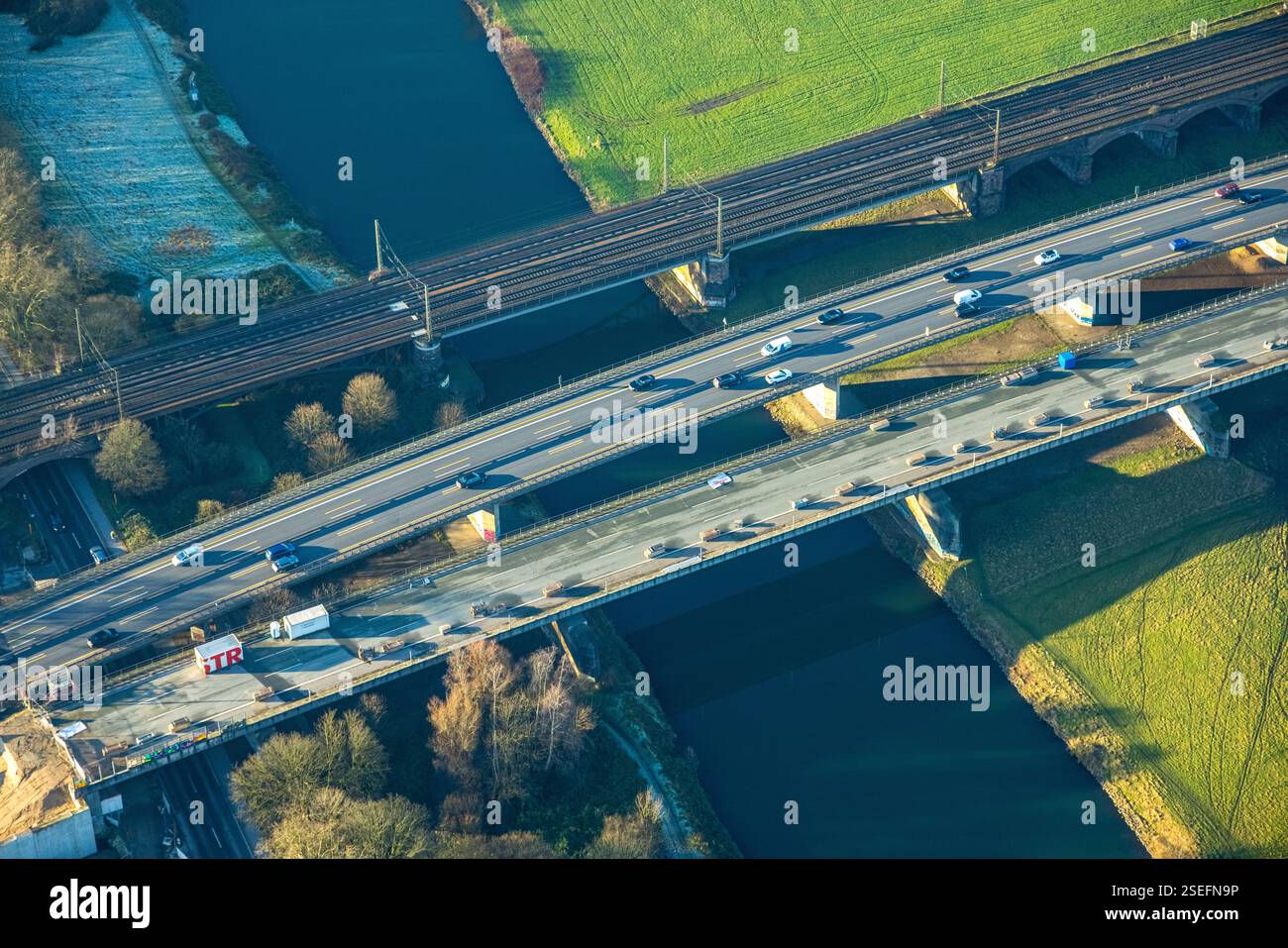 Railroad tracks and highway a3 hi-res stock photography and images - Alamy