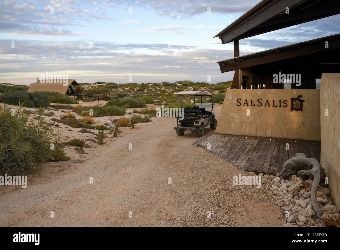 Luxury tourist camp, Sal Salis, Cape Range National Park, Ningaloo Reef ...