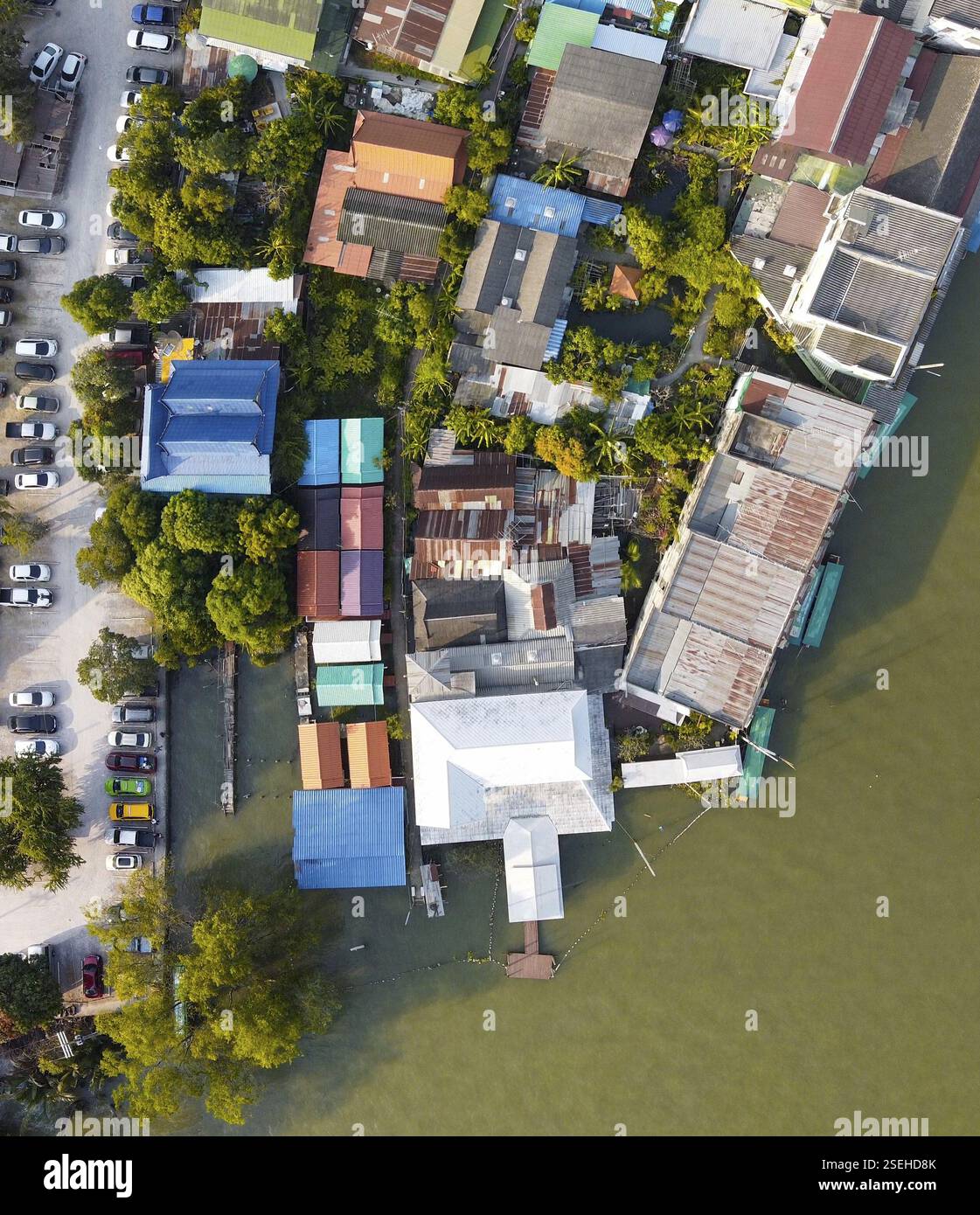 View deserted amphawa floating market hi-res stock photography and ...