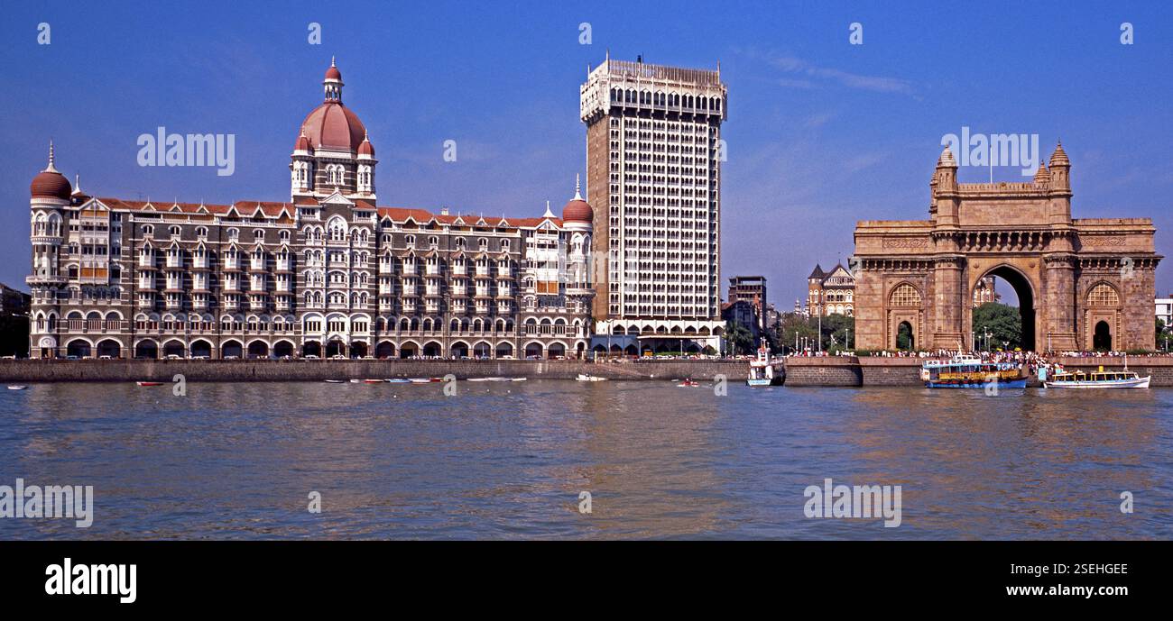 World famous gateway arch hi-res stock photography and images - Alamy