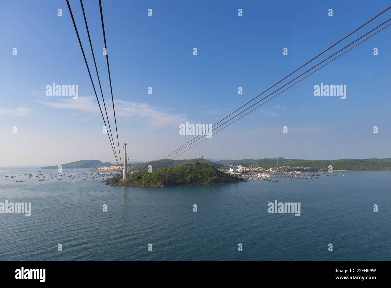 Cabel car hi-res stock photography and images - Alamy