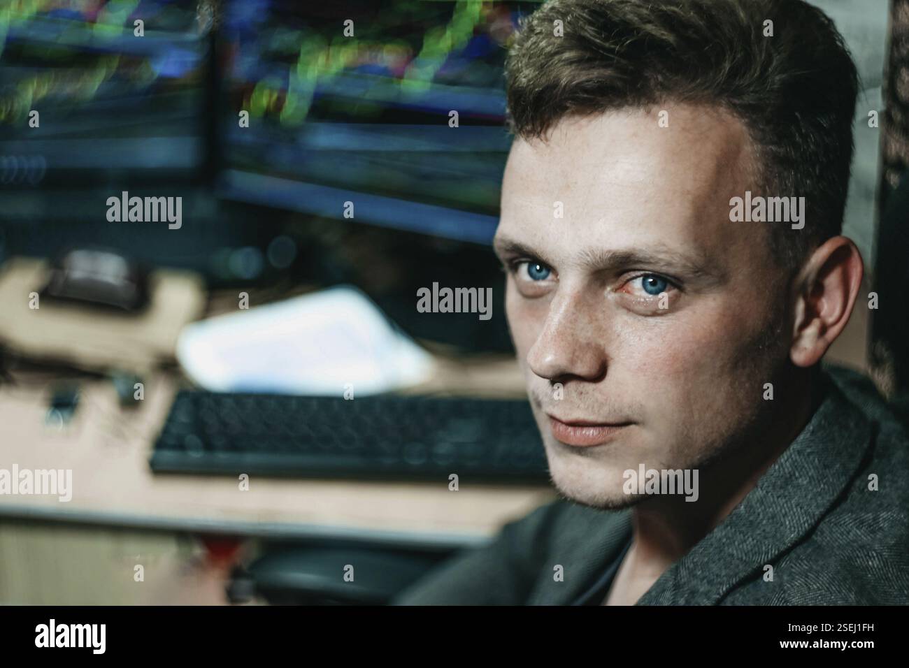 Stockbroker looking stock market charts hi-res stock photography and images - Alamy