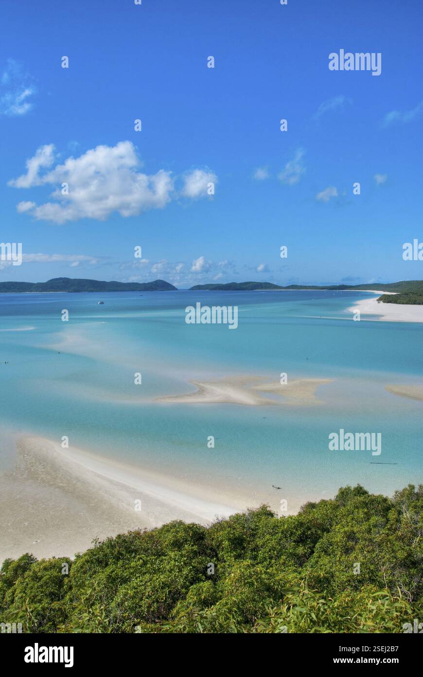 Overview of Whitehaven Beach Area in the Whitsundays Archipelago, East ...