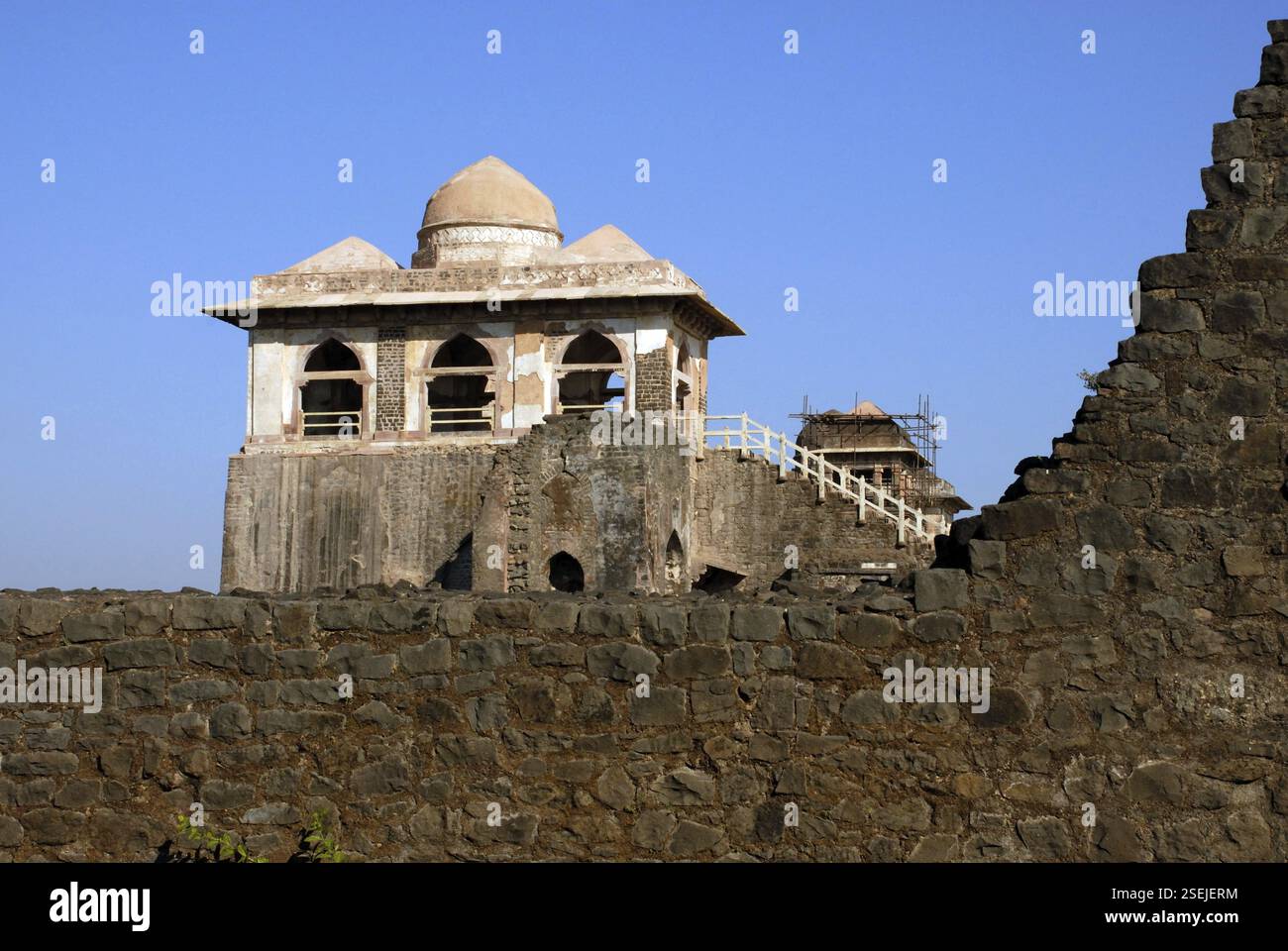 Jahaz Mahal, Mandu, District Dhar, Madhya Pradesh, India, Asia Stock ...