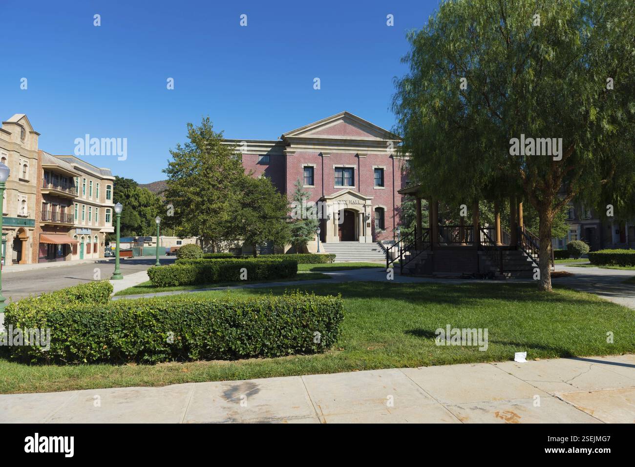 Back To The Future City Hall In Universal Studios Theme Park, Los ...