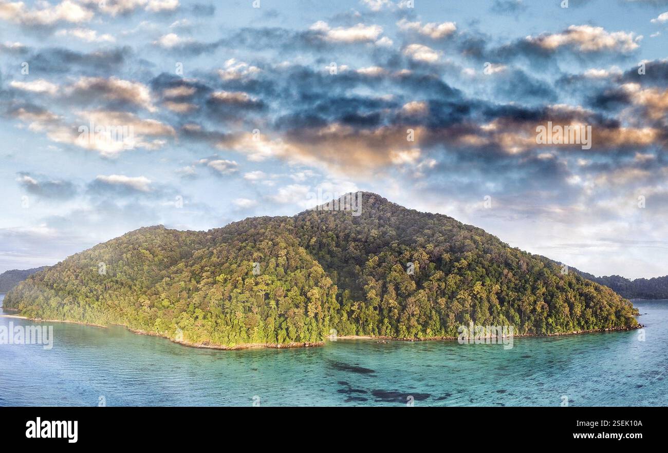 Beautiful underwater view sea hi-res stock photography and images - Alamy