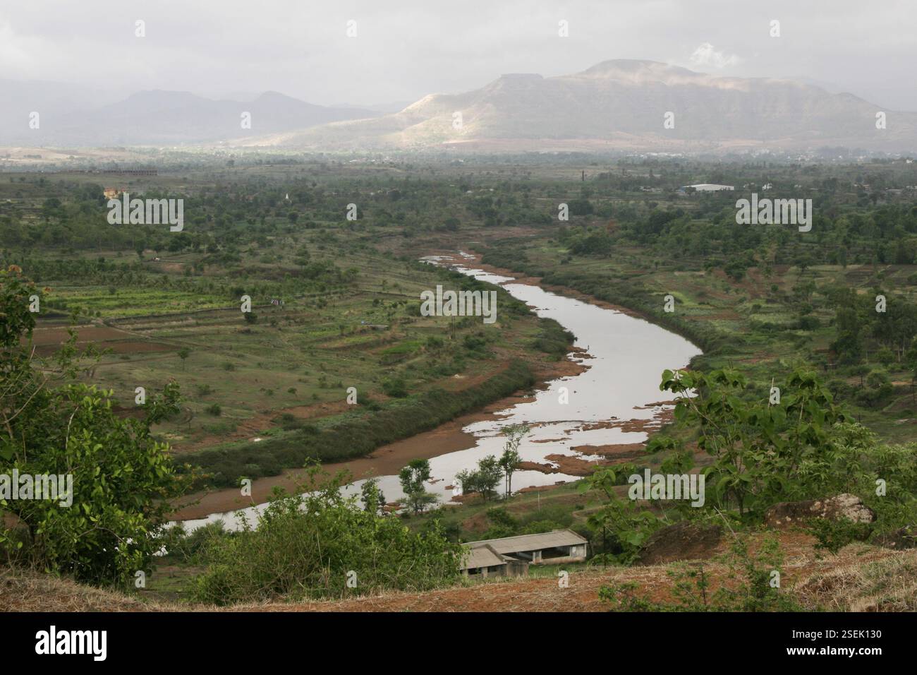 Pune river hi-res stock photography and images - Alamy