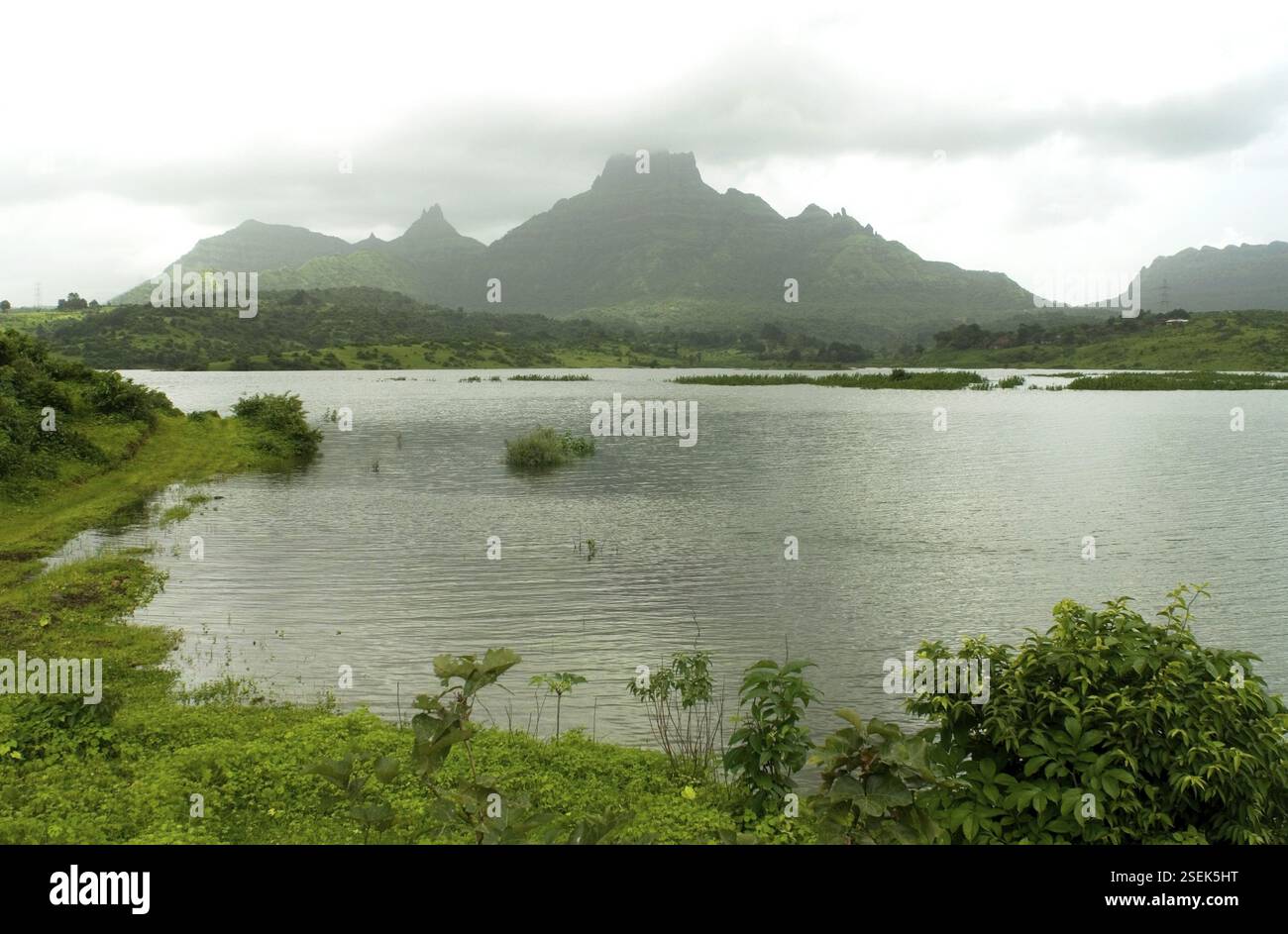 Panvel dam and mountain chanderi in monsoon, Taluka Panvel district ...