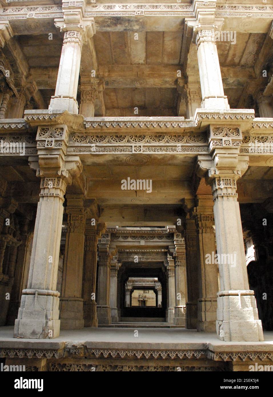 Archaeological and historical multi storage underground drains Stapes ...