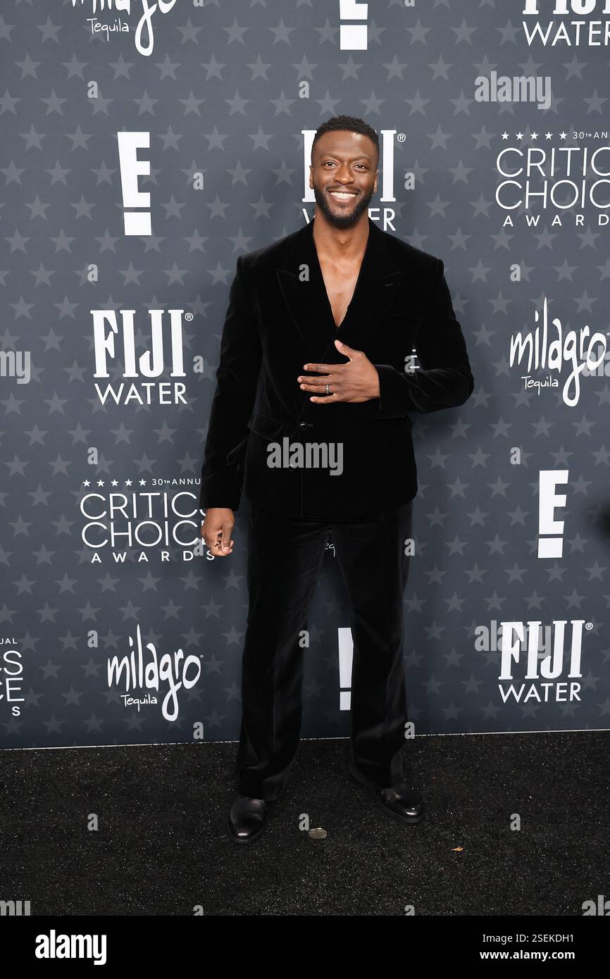 Santa Monica, USA. 08th Feb, 2025. Aldis Hodge attends the 30th Annual ...