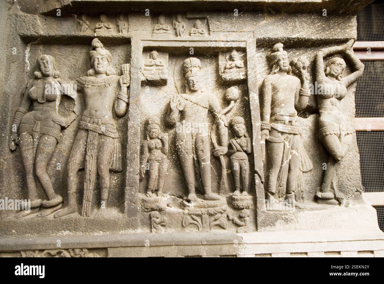 Indian mound statue hi-res stock photography and images - Alamy