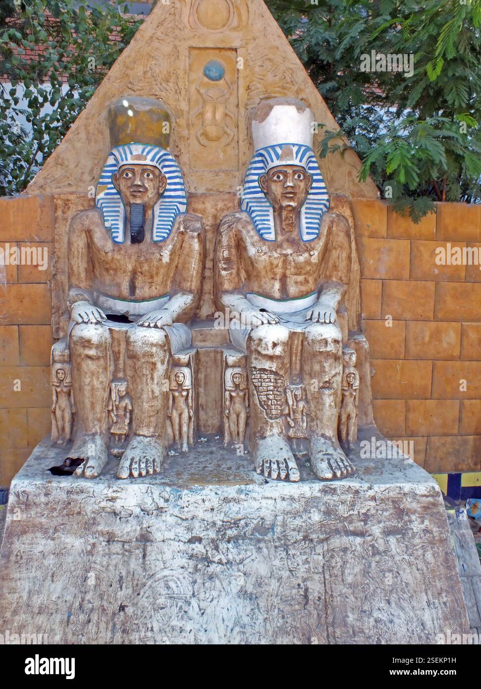Egypt, Hurghada, Pharaoh figures, Africa Stock Photo - Alamy