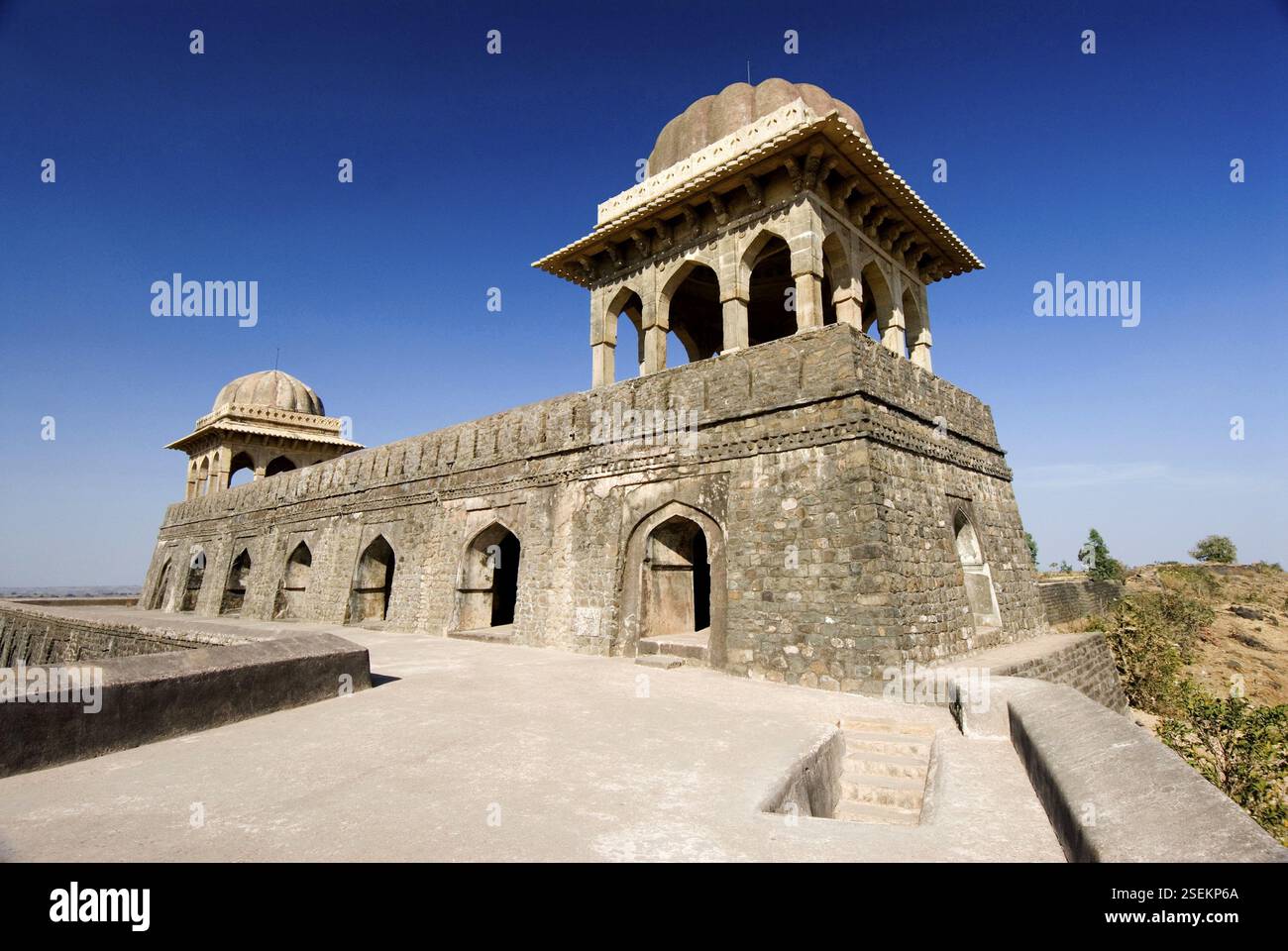 Mandu india roopmati pavilion hi-res stock photography and images - Alamy