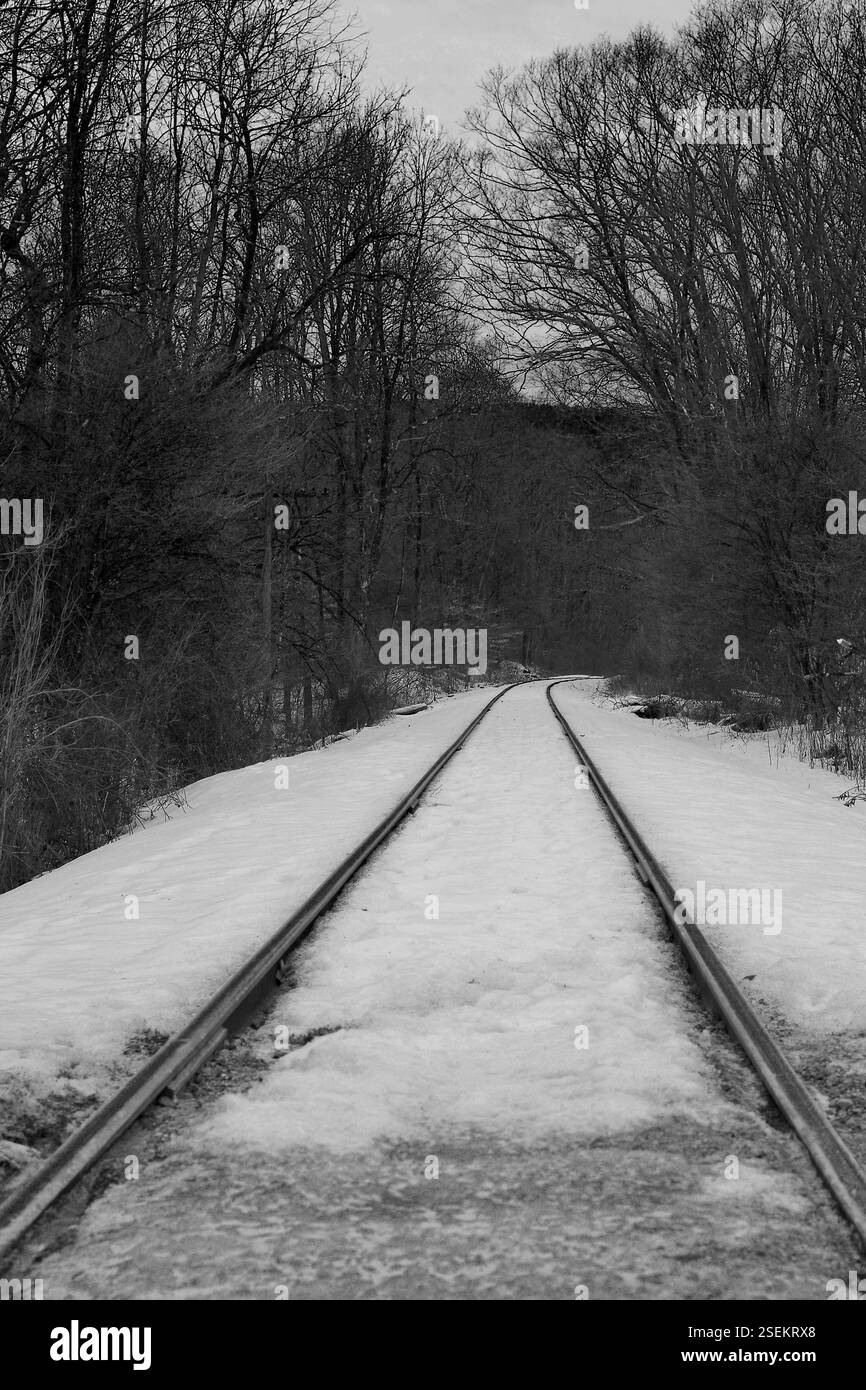 Railroad tracks in winter Black and White Stock Photos & Images - Alamy