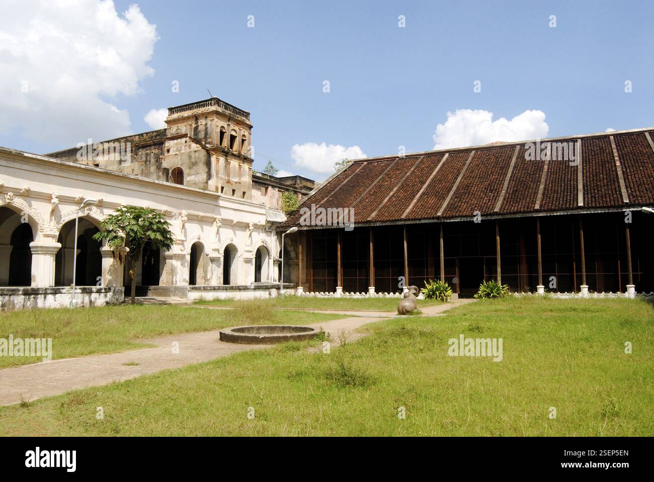 Huge Maratha Darbar hall well maintained shady courtyard and structures ...