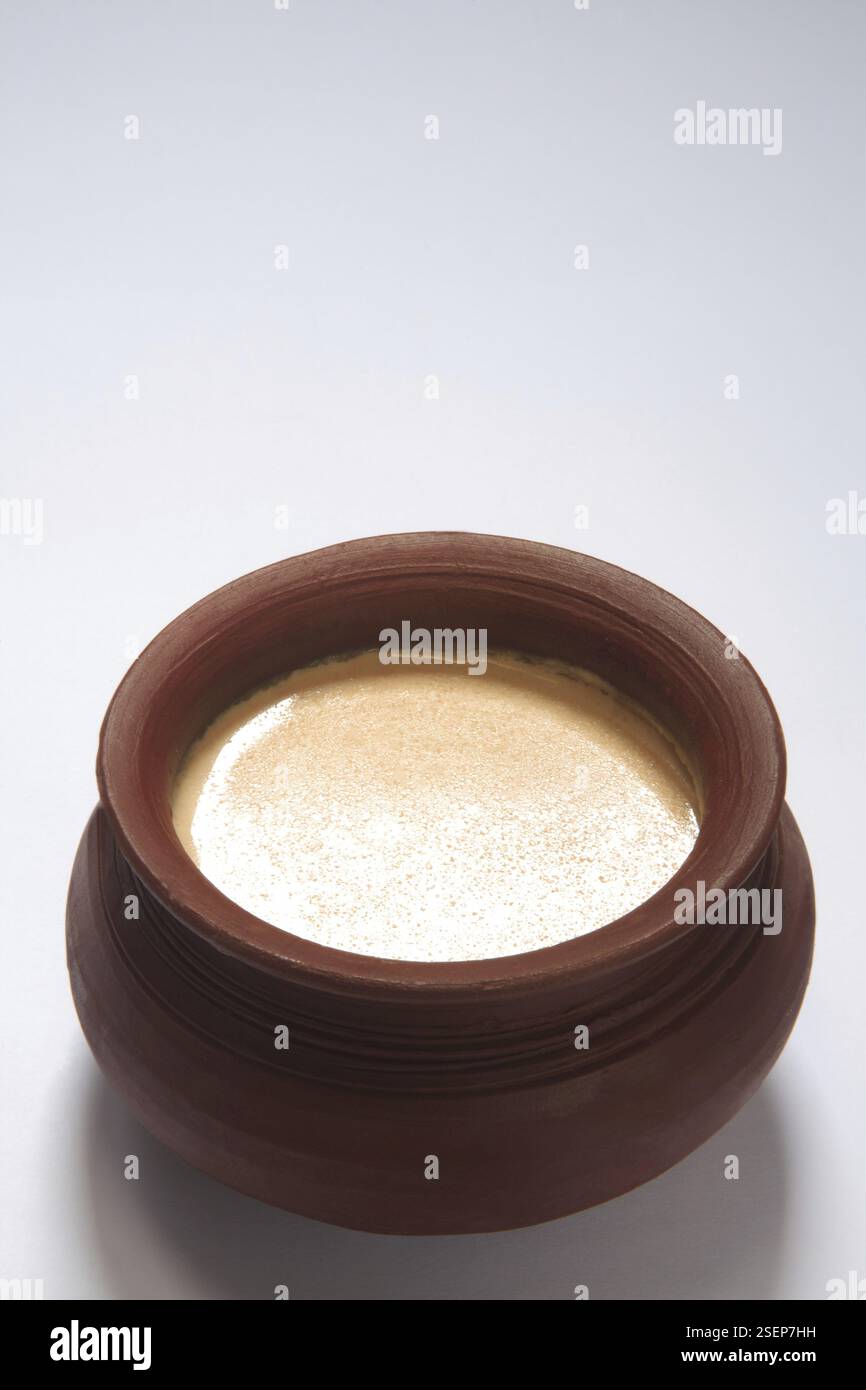 Indian mishti mithai sweet sweets hi-res stock photography and images ...
