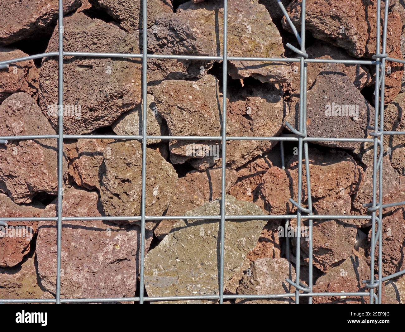 Wall grate hi-res stock photography and images - Alamy
