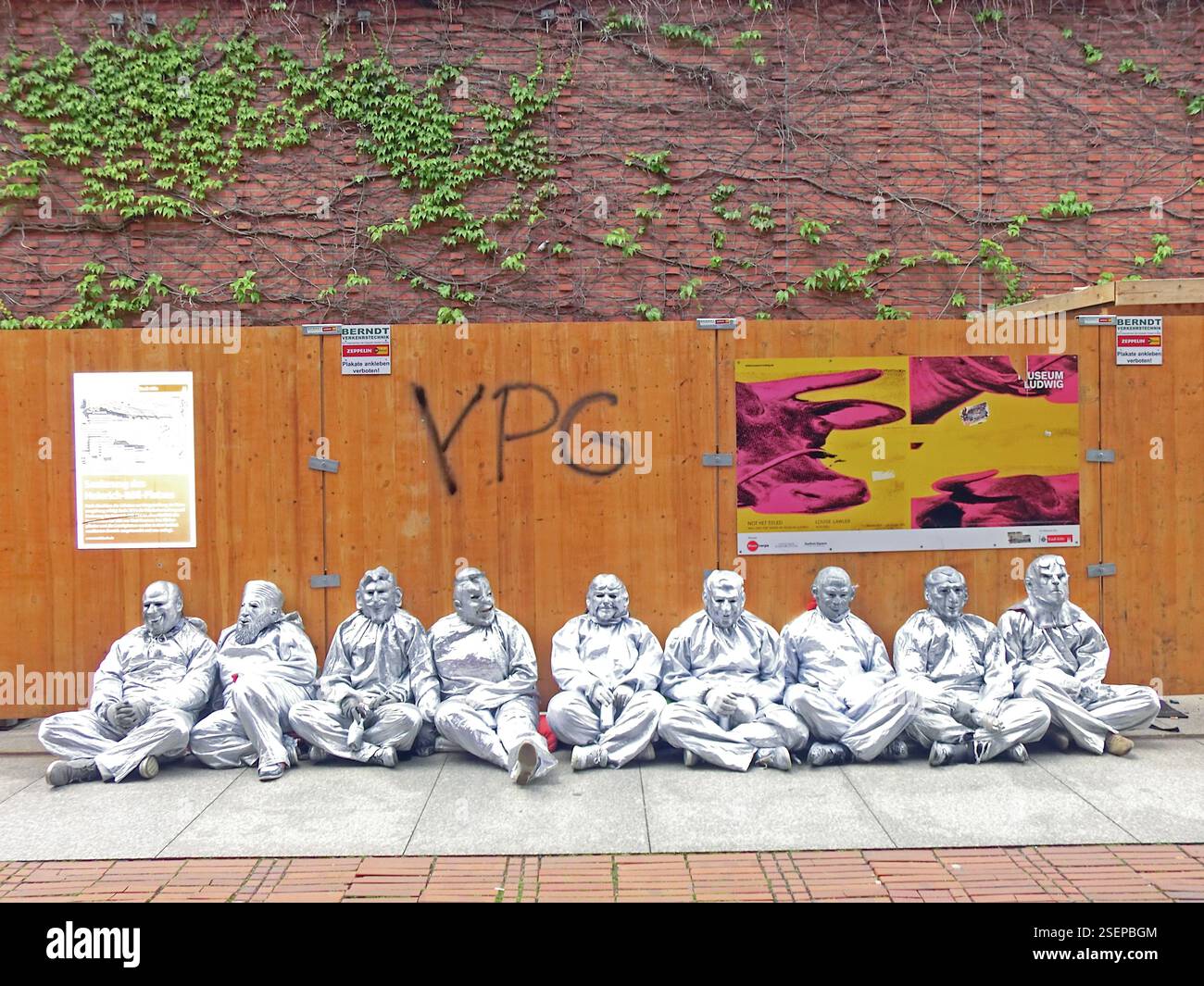 Man men guy guys hi-res stock photography and images - Alamy