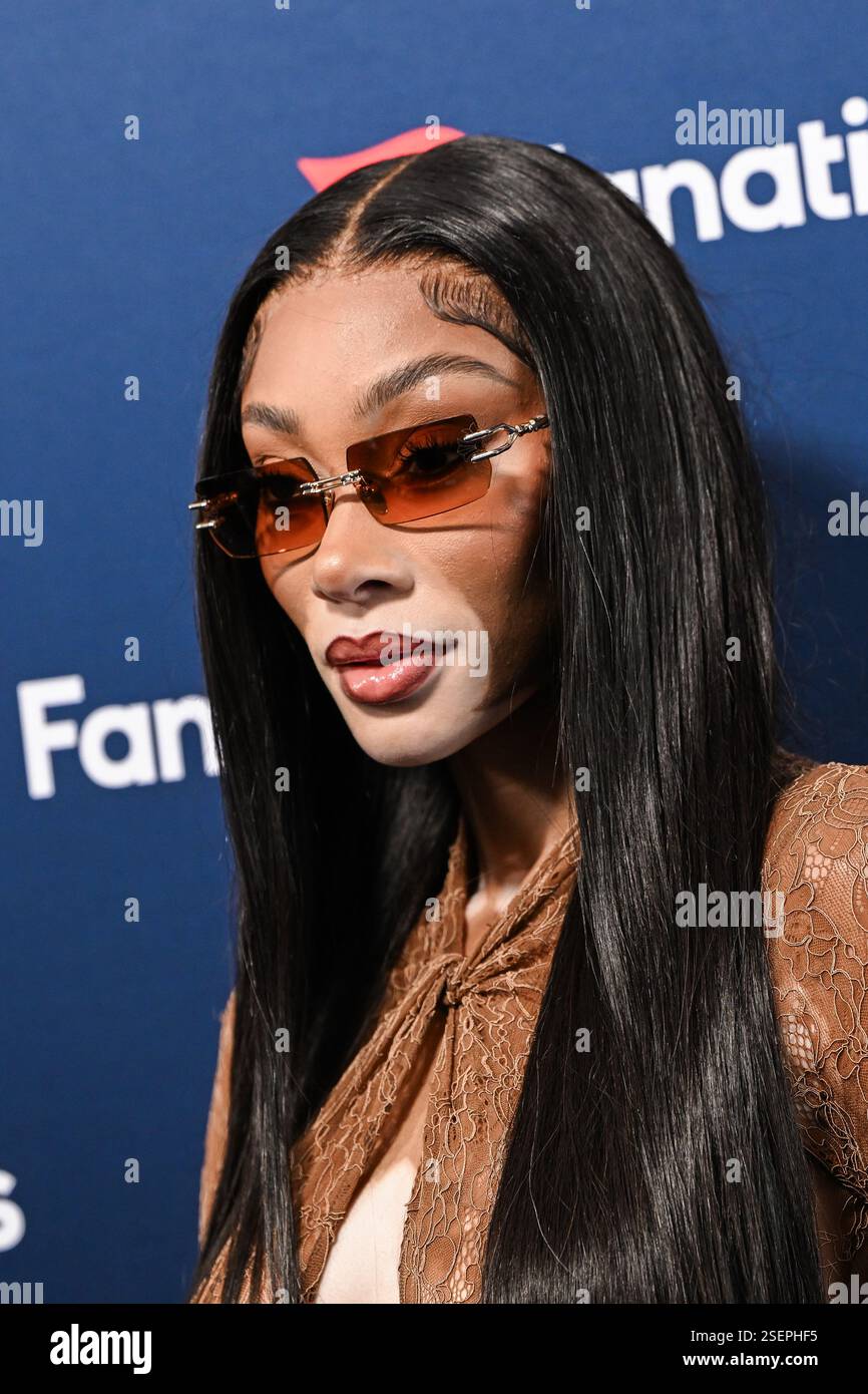 New Orleans, USA. 08th Feb, 2025. Winnie Harlow walking the red carpet ...