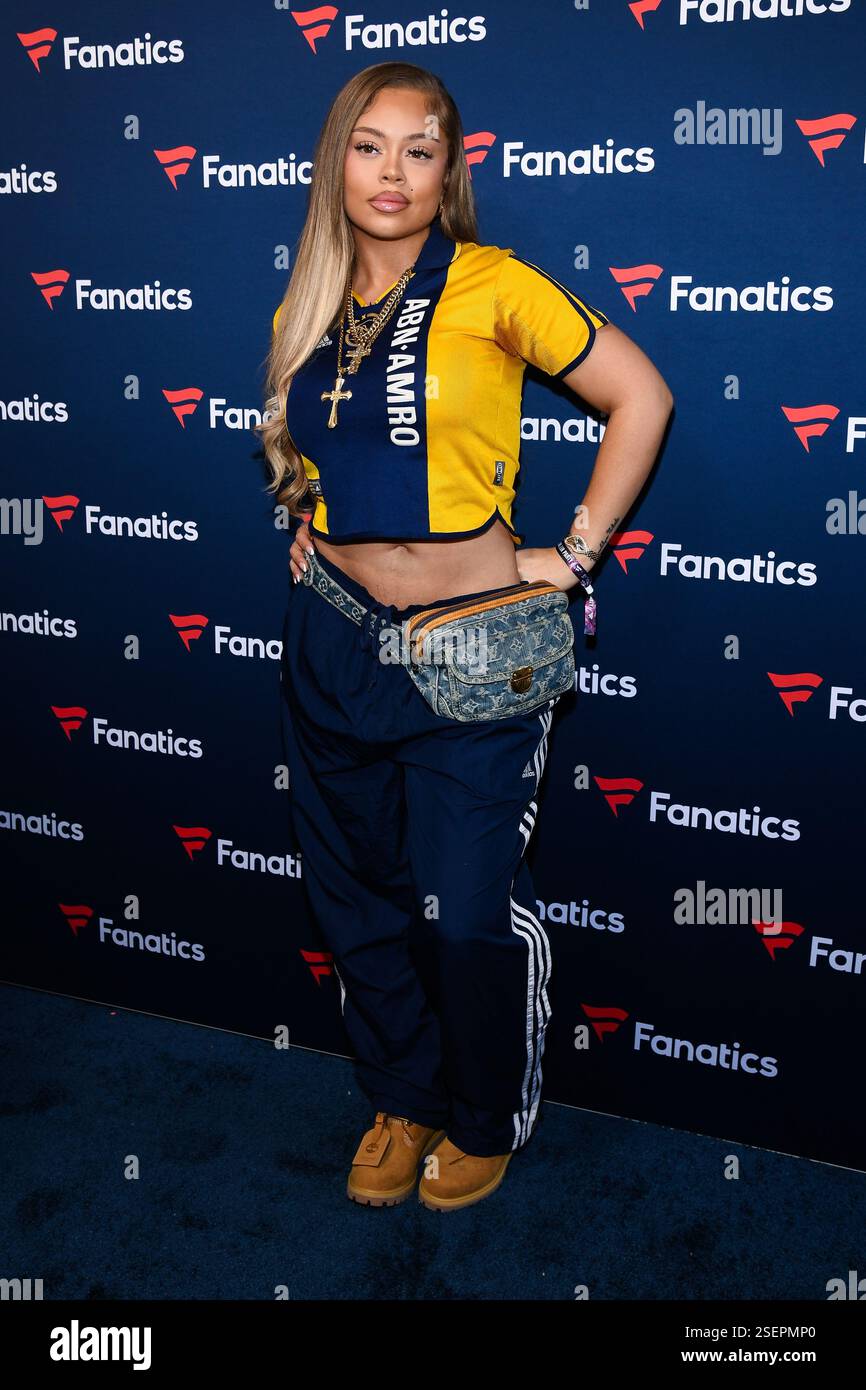 New Orleans, USA. 08th Feb, 2025. Latto walking the red carpet at ...