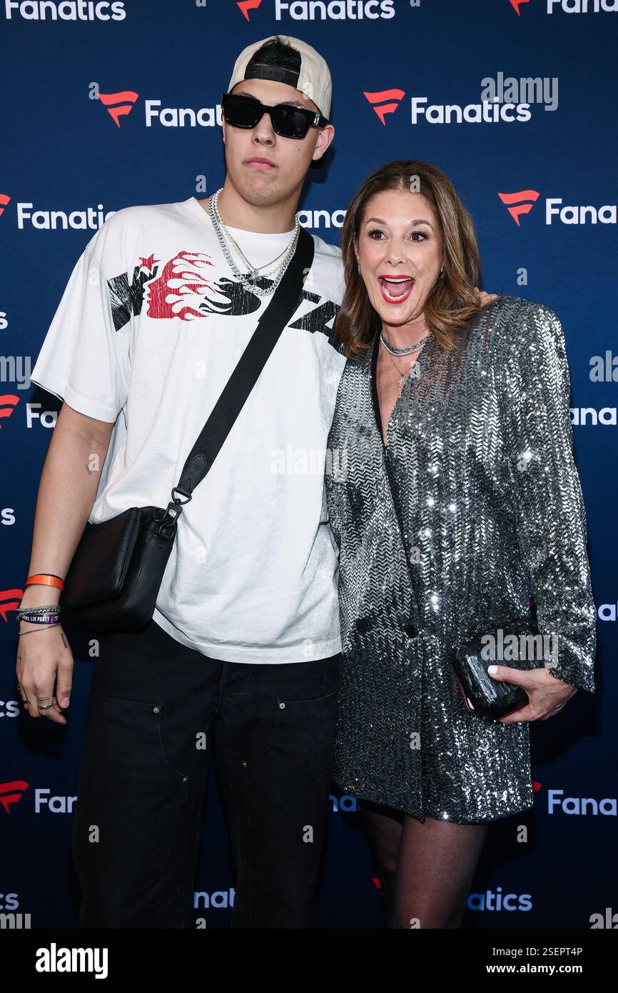 New Orleans, USA. 08th Feb, 2025. Jackson Mahomes and Randi Martin ...