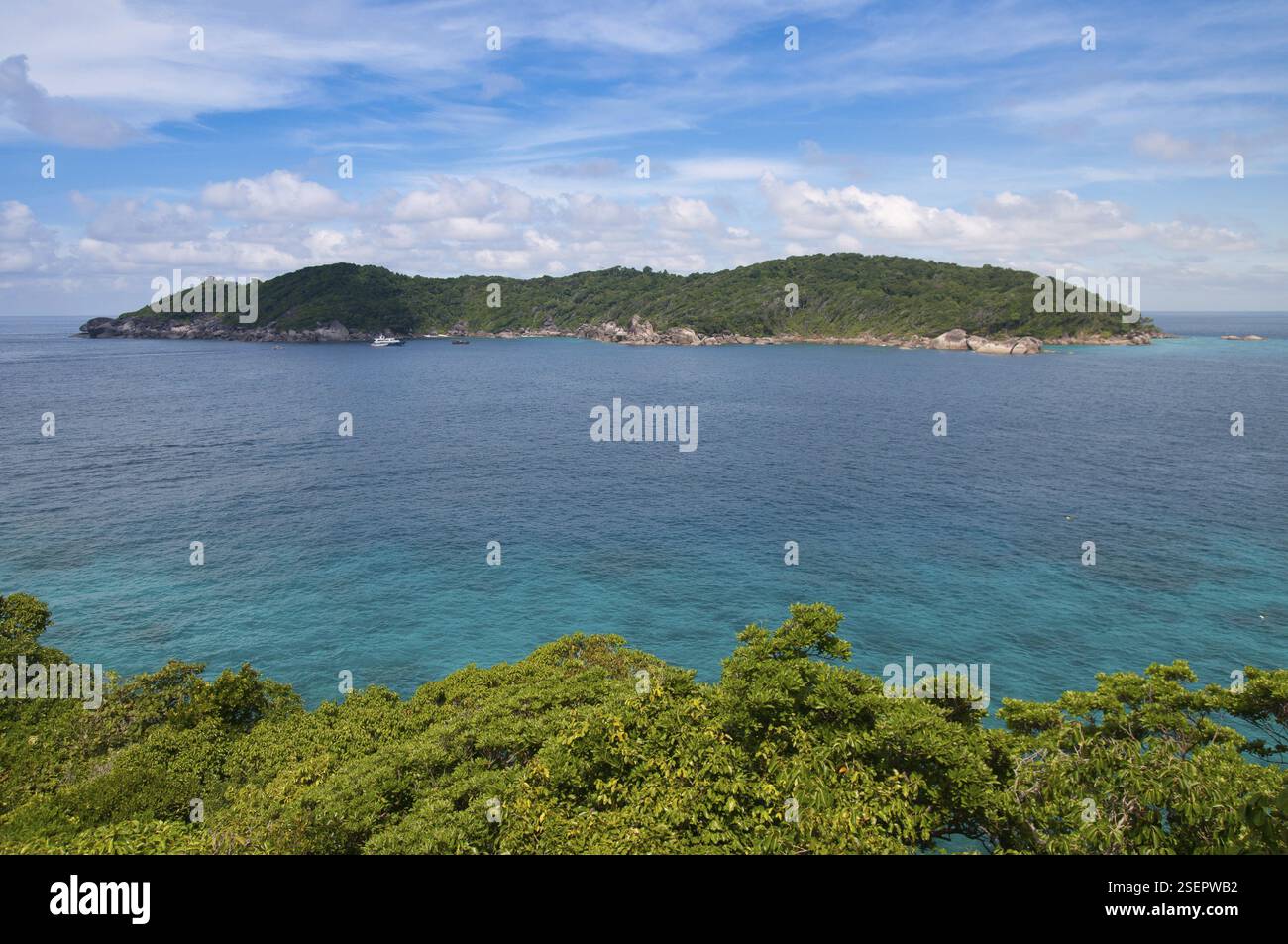 Azure waters near Ko Bangu island of the Similan islands, Thailand ...