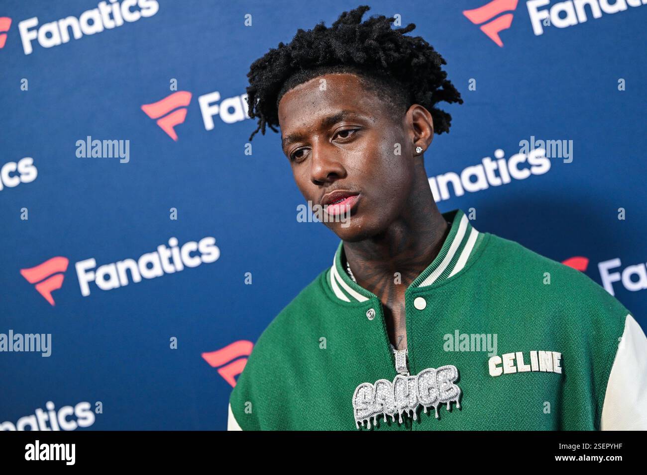 New Orleans, USA. 08th Feb, 2025. Sauce Gardner walking the red carpet ...