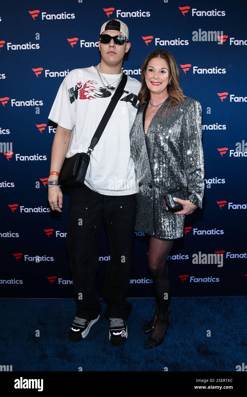 New Orleans, USA. 08th Feb, 2025. Jackson Mahomes and Randi Martin ...