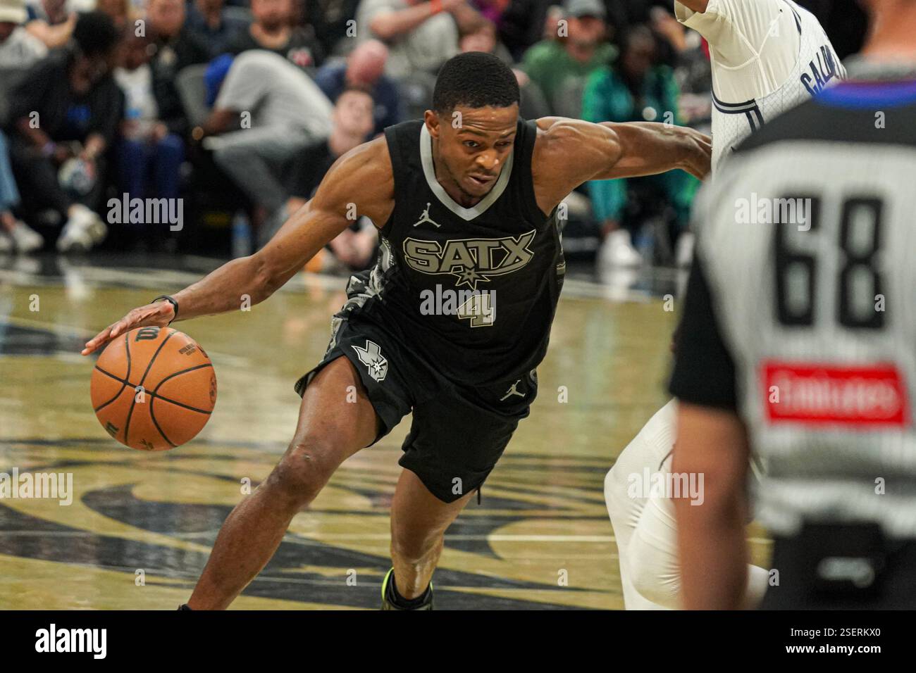 Orlando, Florida, USA, February 8, 2025, San Antonio Spurs guard De ...