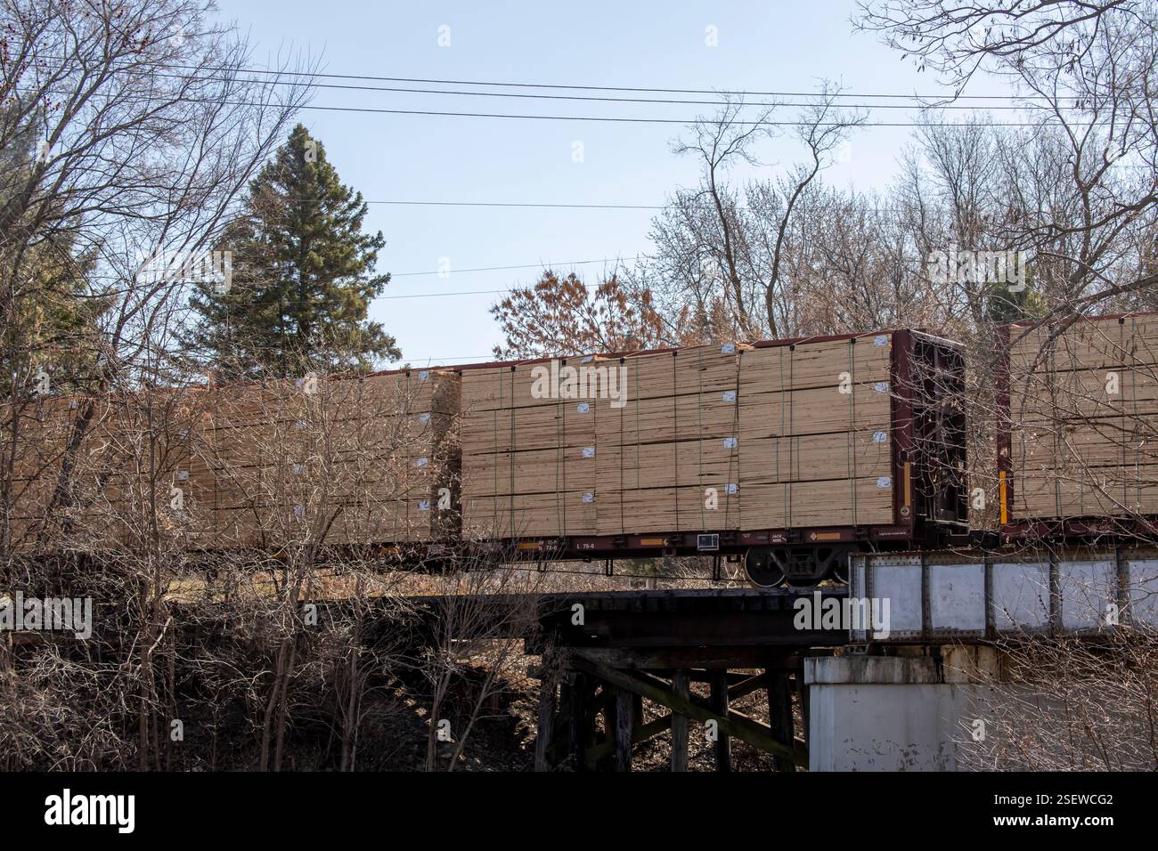Train moving load on bridge hi-res stock photography and images - Alamy
