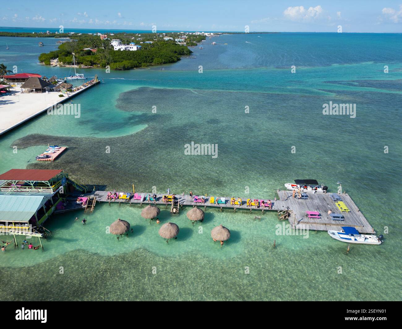 Sip N' Dip Bar, the Split, Caye Caulker, Belize Stock Photo - Alamy