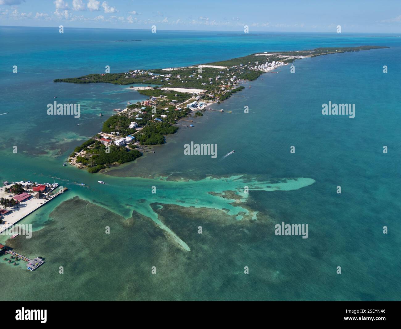 The Split, Caye Caulker, Belize Stock Photo - Alamy