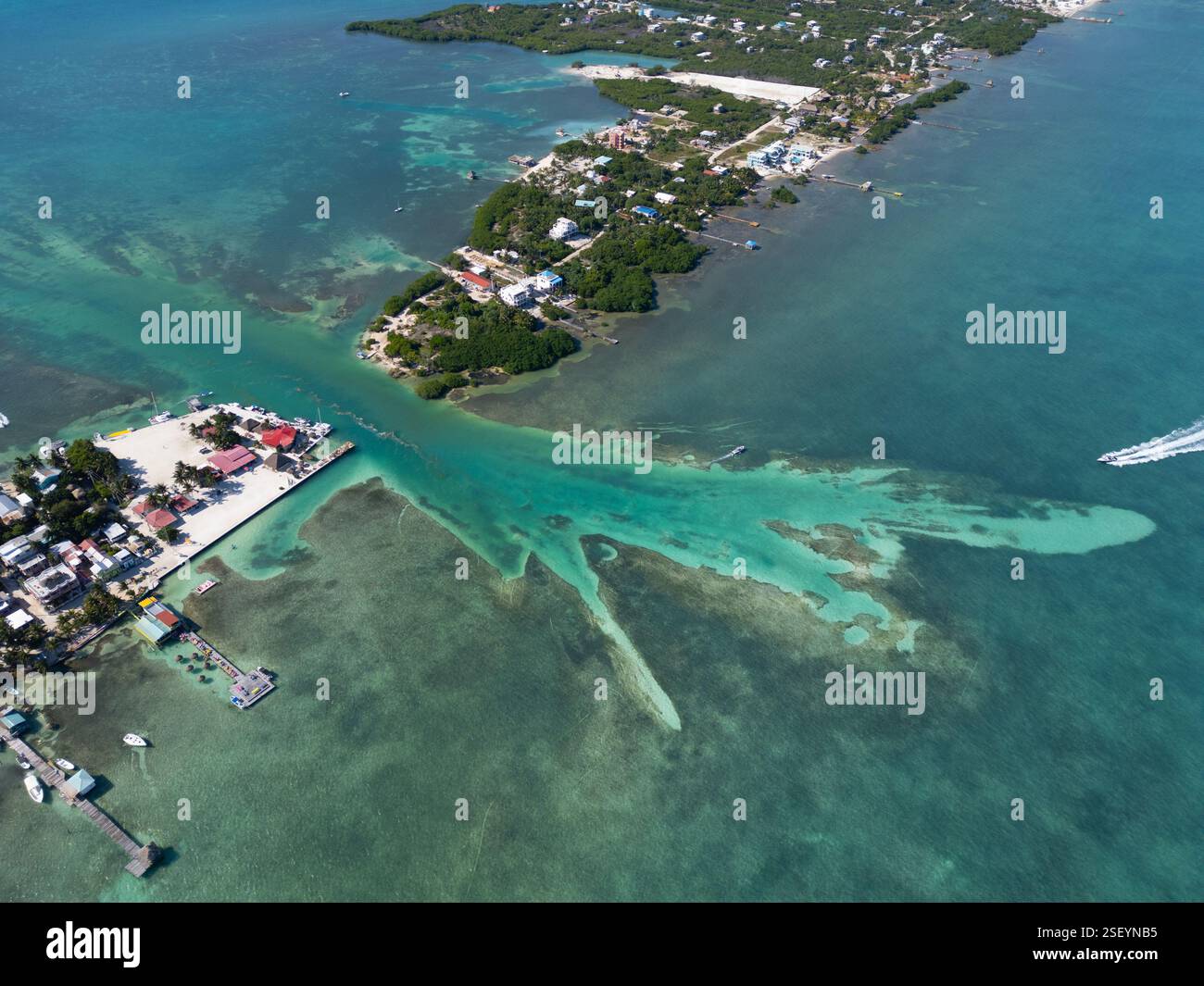The Split, Caye Caulker, Belize Stock Photo - Alamy