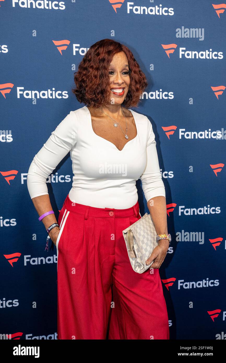 Gayle King attends Michael Rubin's Fanatics Super Bowl party on ...