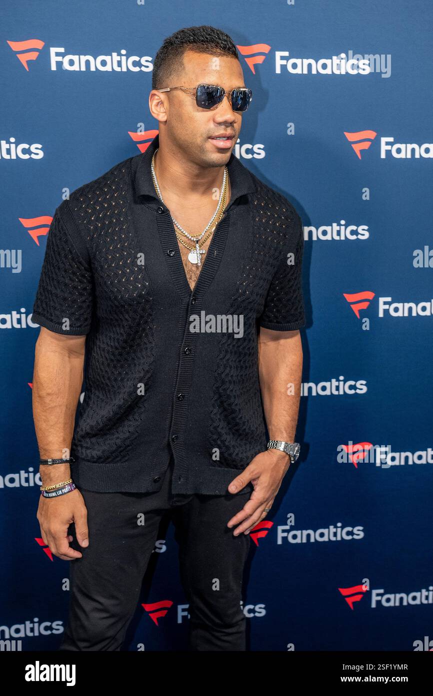 Russell Wilson attends Michael Rubin's Fanatics Super Bowl party on ...