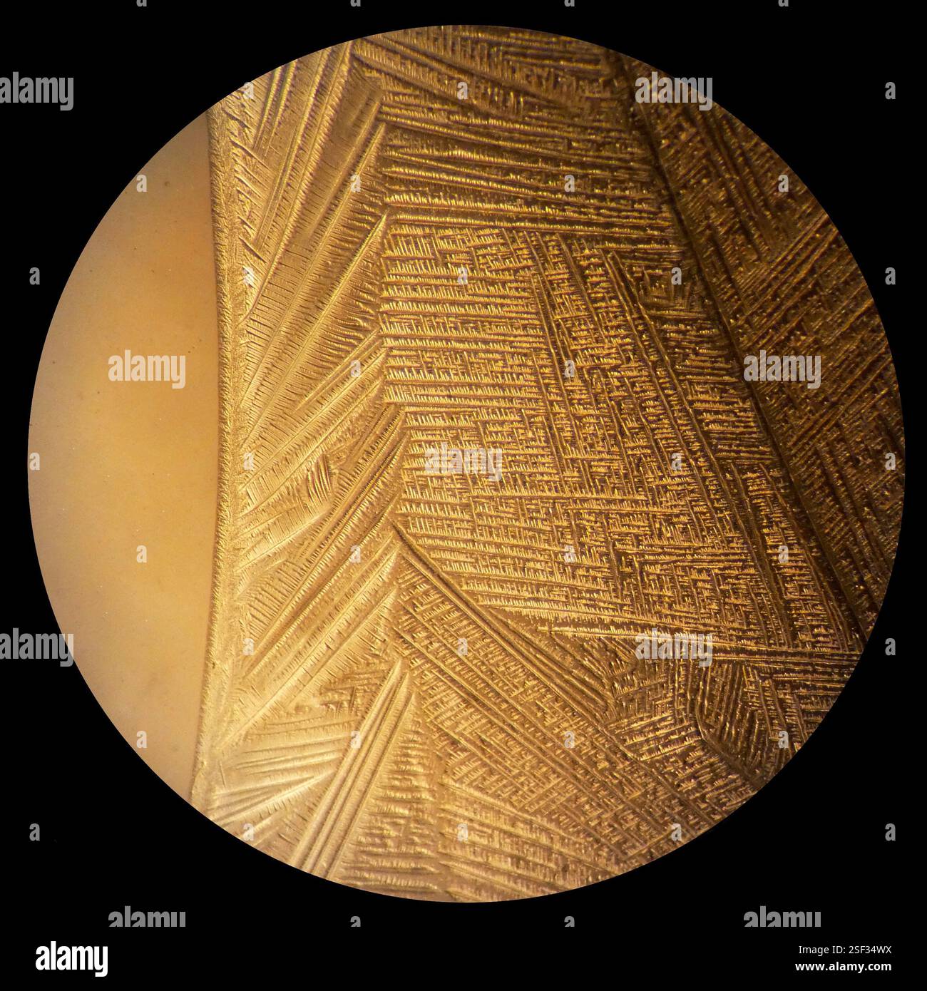 Amazing patterns of crystals precipitated from mineral spring water, as ...