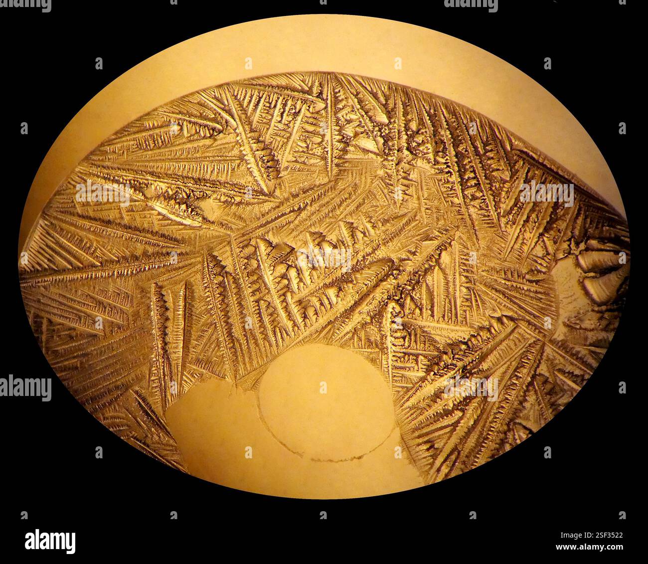 Amazing patterns of crystals precipitated from mineral spring water, as ...