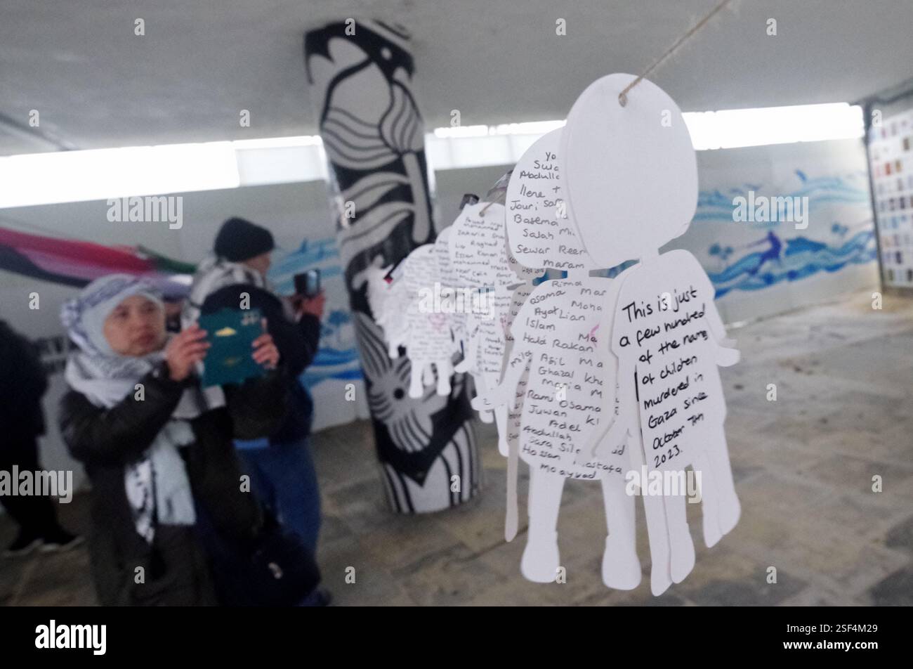 People Gathered In Bournemouth to Remember the Children Killed in Gaza ...