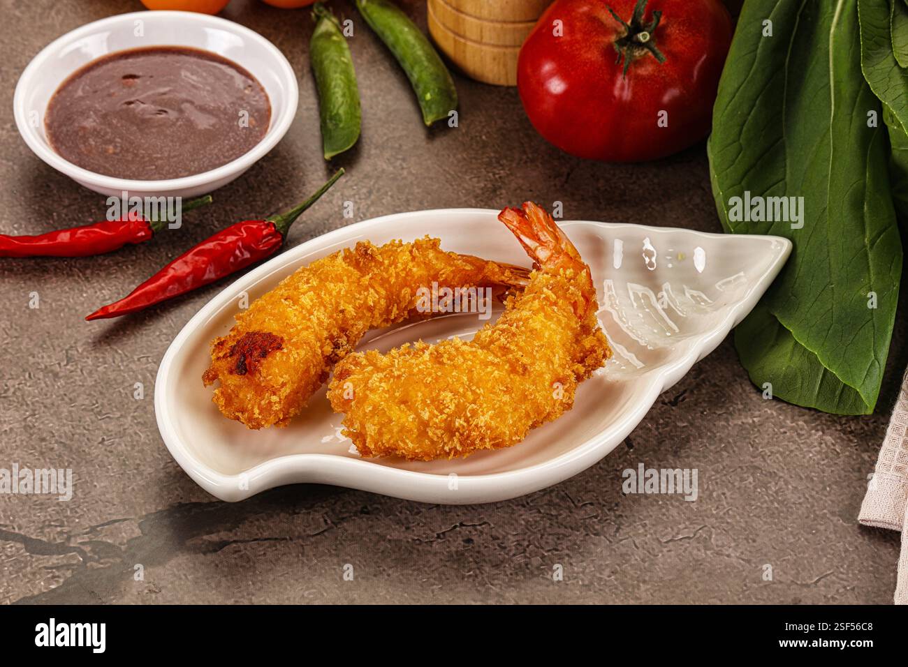 Crispy breaded golden fried prawns with sauce Stock Photo - Alamy