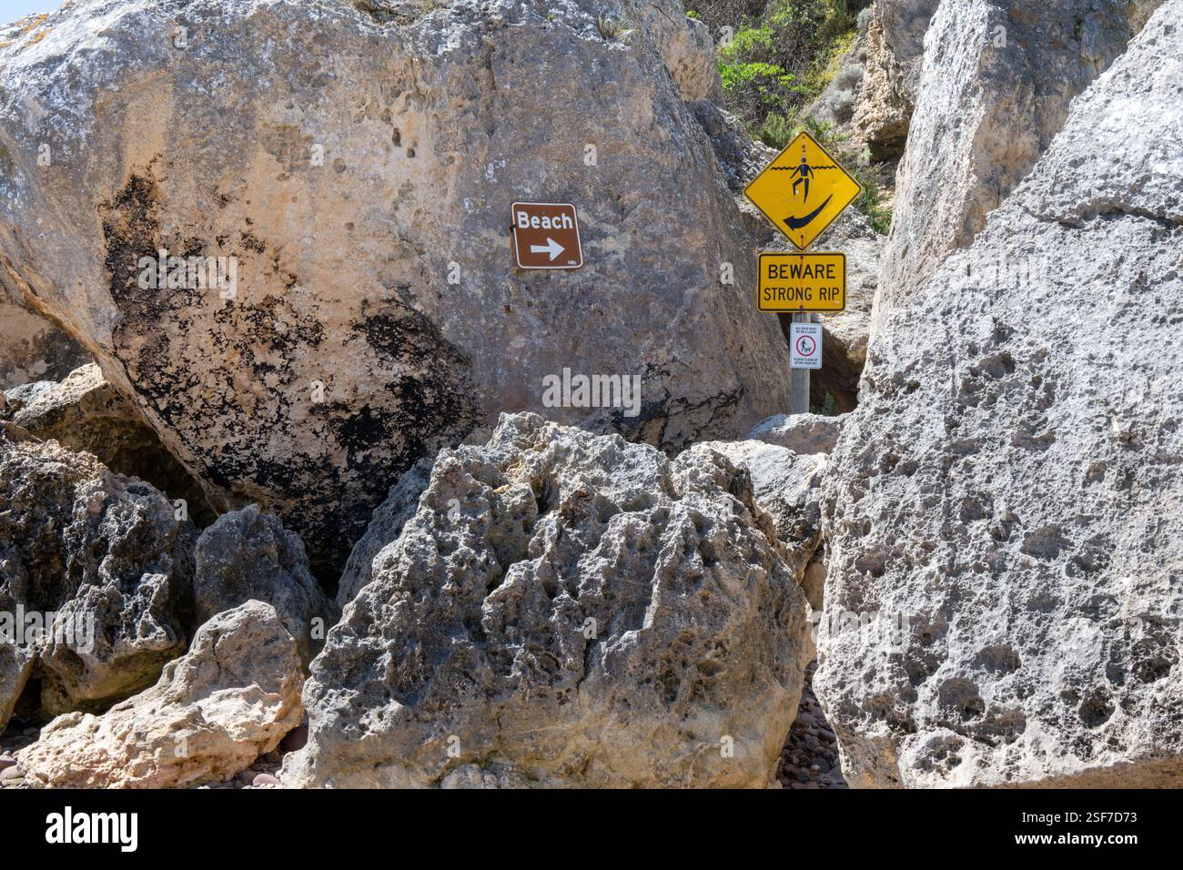 Hidden entrance to Stokes Bay, Kangaroo Island, Australia, secret beach ...