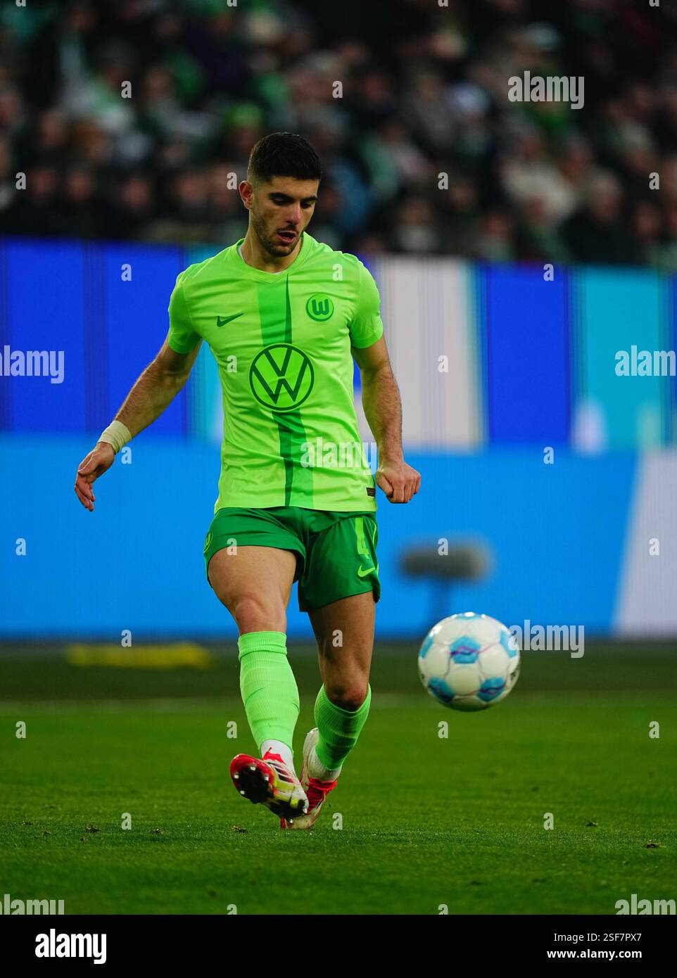 Volkswagen Arena, Wolfsburg, Germany. 08th Feb, 2025. Konstantinos ...