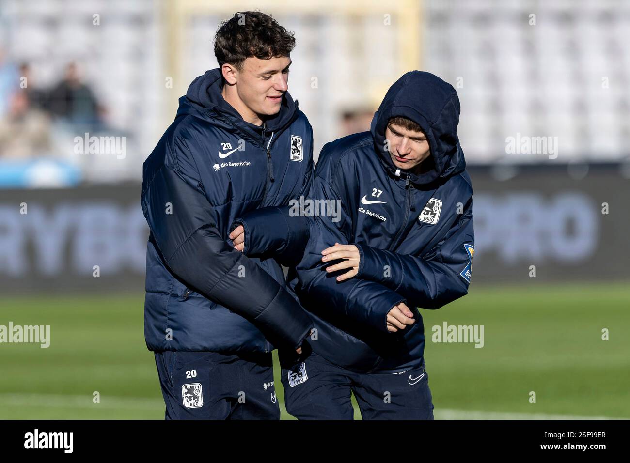 Muenchen, Deutschland. 08th Feb, 2025. Lukas Reich (TSV 1860 Muenchen ...