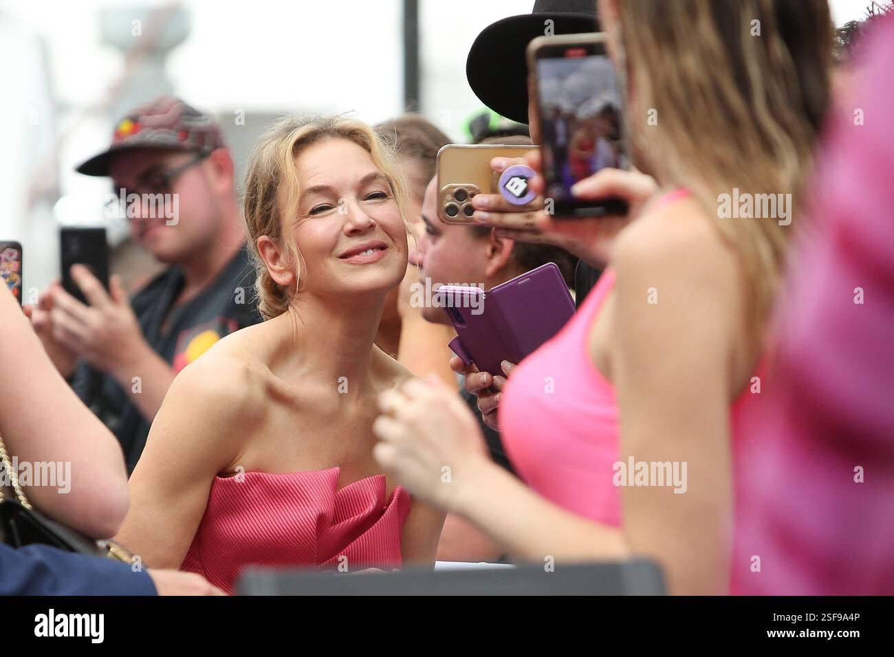 February 9, 2025: RENEE ZELLWEGER attends the Australian Premiere of ...
